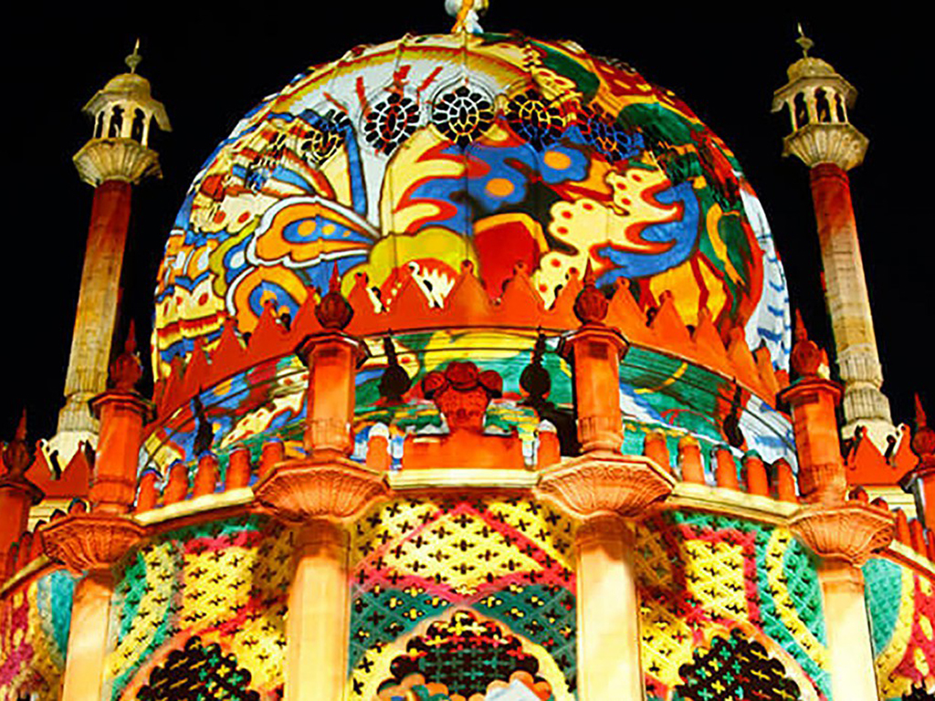 Sonovision - Mapping vidéo : 500 000 lumens animent le « Taj Mahal » de ...