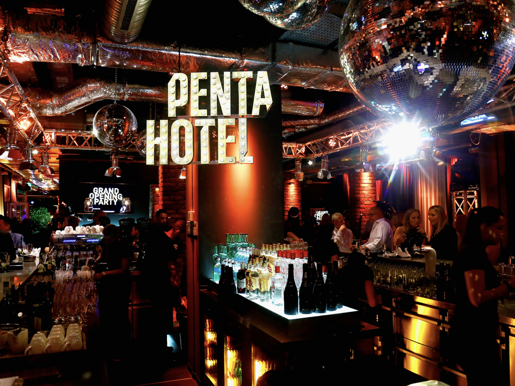 Sonovision - PentaHotel Paris, une expérience hôtelière réinventée