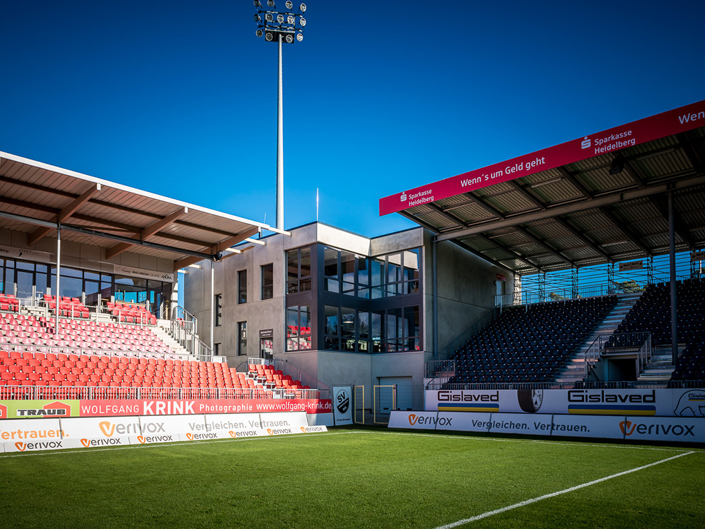 Sonovision - Exterity offre la vidéo IP aux VIP du club de football ...