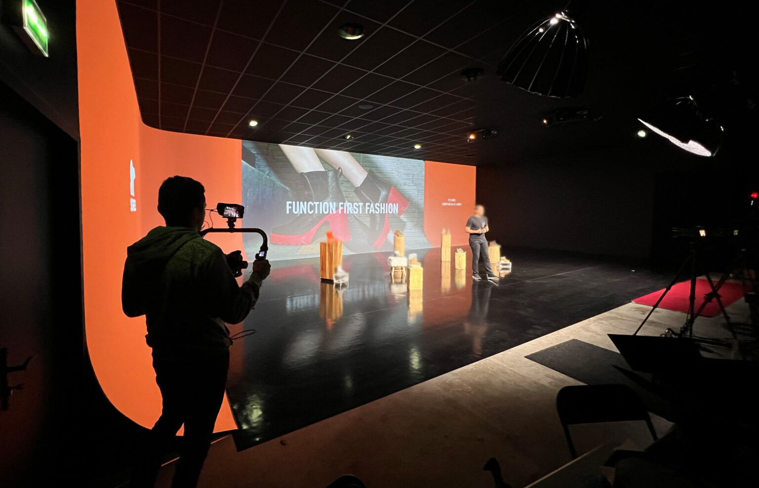 Sonovision - Un studio virtuel basé sur la projection laser