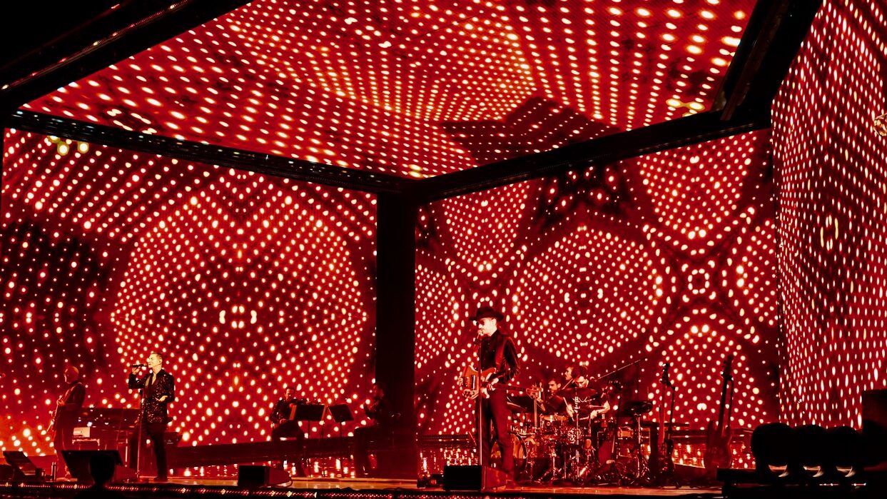 Sonovision - Mathematic Studio en tournée avec l' « Étienne Daho Show 2023